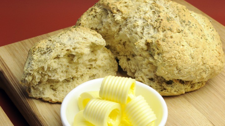 You can’t get more Aussie than these mini dampers with a lemon twist ...