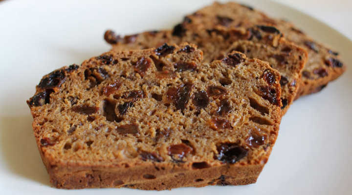 Easy 3 ingredient fat free fruit loaf - Starts at 60