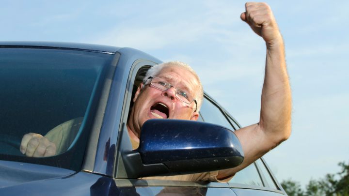 Hilarious video tells us what’s really going on with road rage - Starts ...