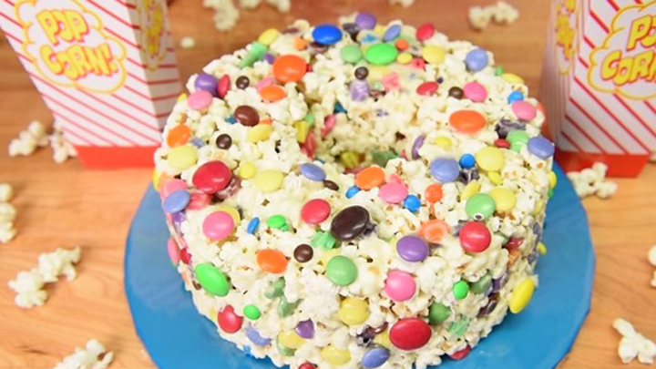 Popcorn cake - Starts at 60