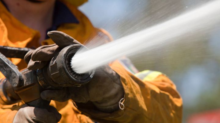 Tony Abbott’s next role? Former PM helps fight fires - Starts at 60