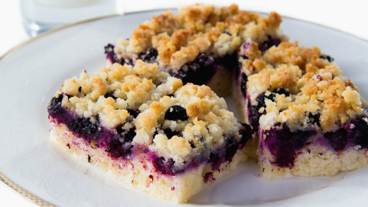 Blueberry crumble slice - Starts at 60