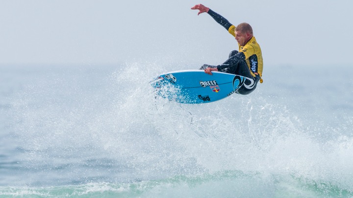 Surfer Mick Fanning tastes success by facing his fears - Starts at 60