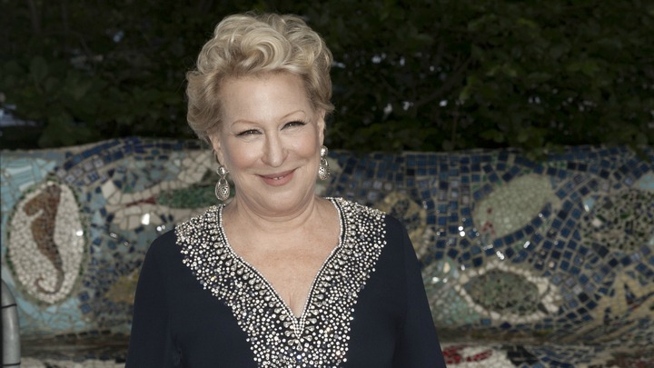 Bette Midler reveals what she had to do to taste success - Starts at 60
