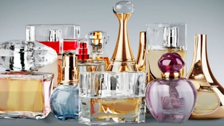 Choosing the right perfume for over-60s - Starts at 60