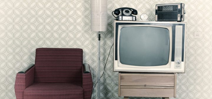 The greatest TV theme songs ever - Starts at 60