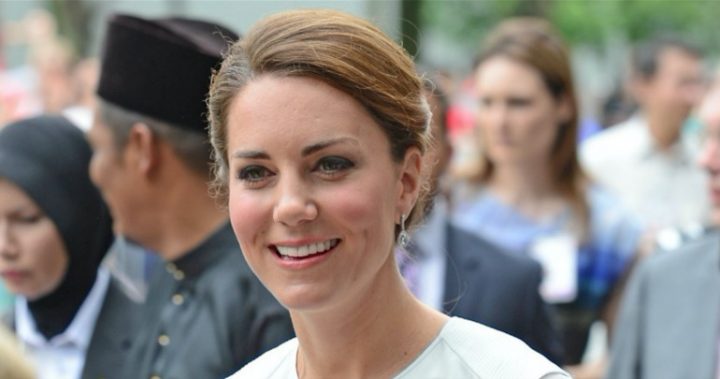 Young boy cries after meeting beautiful Duchess of Cambridge - Starts at 60