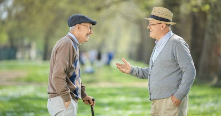 Two men were talking … - Starts at 60