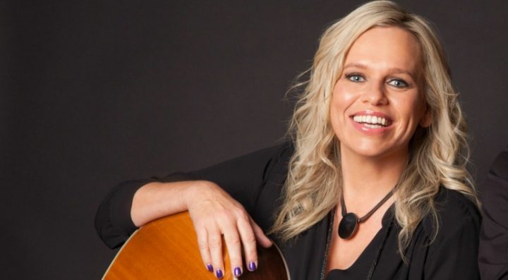 Beccy Cole shares her lessons from the Slim Dusty songbook of life ...