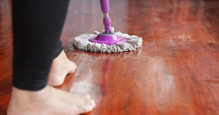 Woman poisoned by lethal floor cleaner combination - Starts at 60