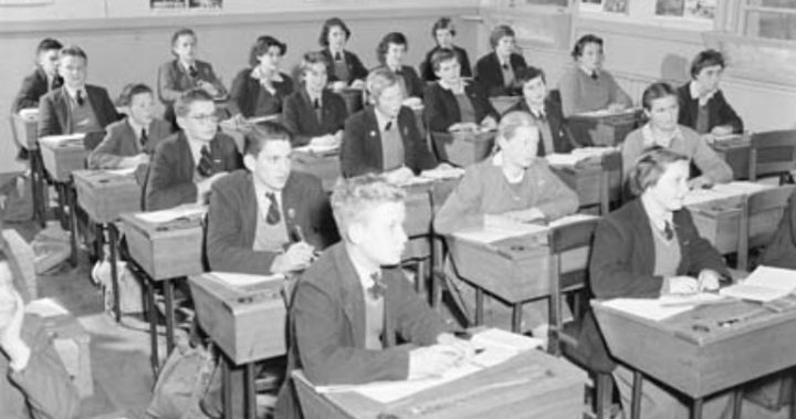 Flashback Friday: When Baby Boomers did school differently - Starts at 60
