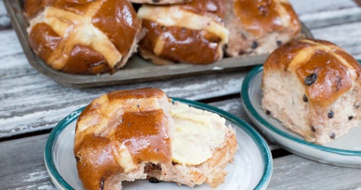 Hot cross buns with a delicious fruit mix - Starts at 60