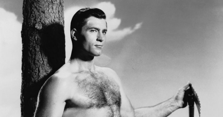 Clint Walker, star of ‘Cheyenne’, dies age 90 - Starts at 60