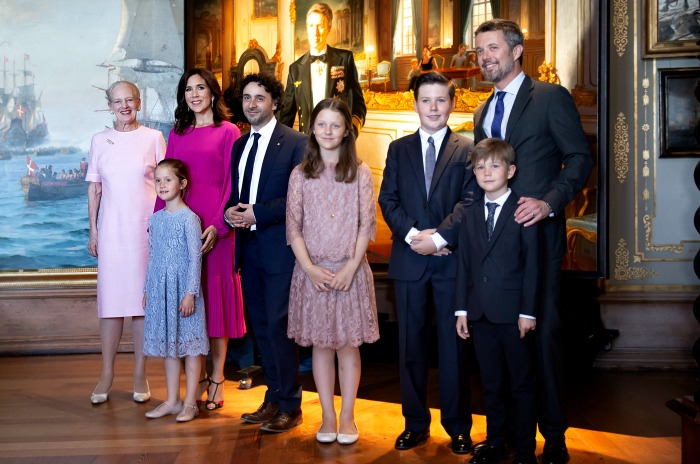 Stunning Princess Mary makes bold statement in hot pink dress - Starts ...
