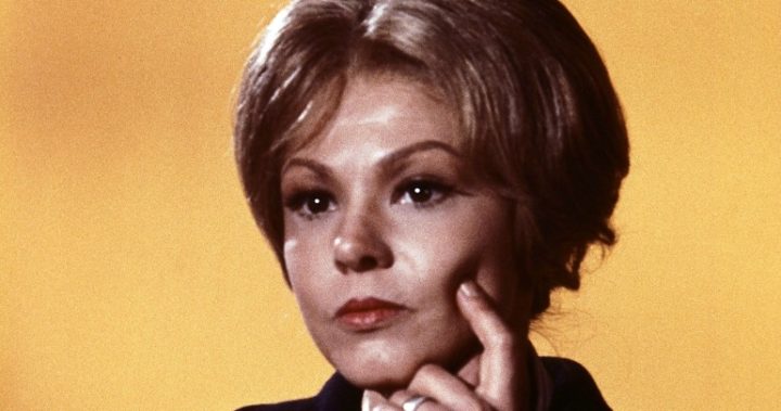 Screen legend Barbara Harris dies, aged 83 - Starts at 60