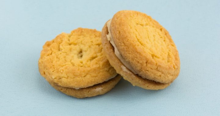 Zesty lemon biscuit with coconut cream filling - Starts at 60