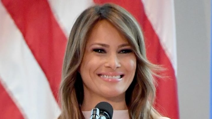 Glowing Melania Trump steals the show in figure-hugging dress - Starts ...
