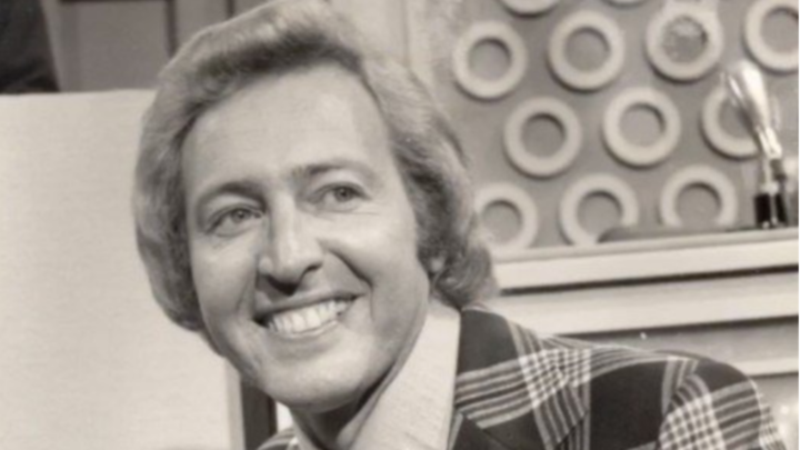 Aussie TV legend Jimmy Hannan dies aged 84 - Starts at 60