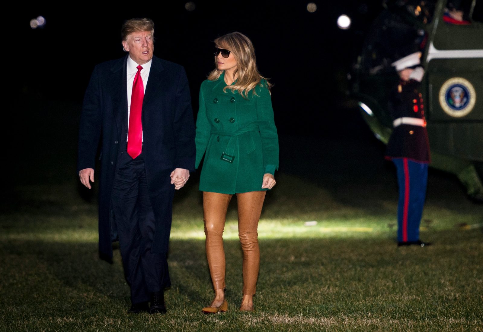 Melania Trump glows in all brown ensemble for trip to Florida - Starts ...