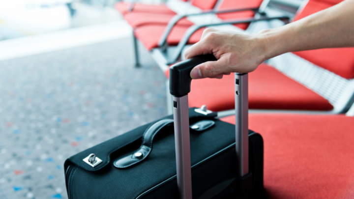 Major airlines enforce new carry-on baggage weight rules - Starts at 60