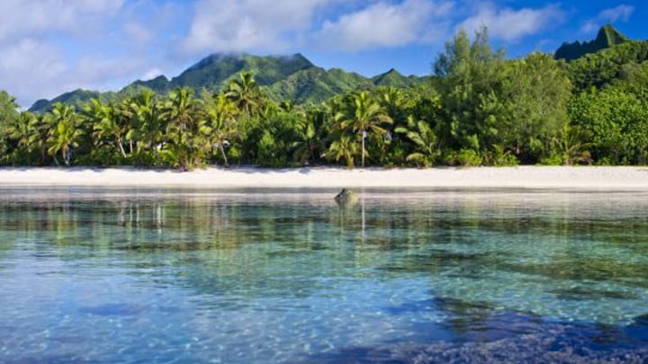 How to island-hop your way around the Cook Islands - Starts at 60