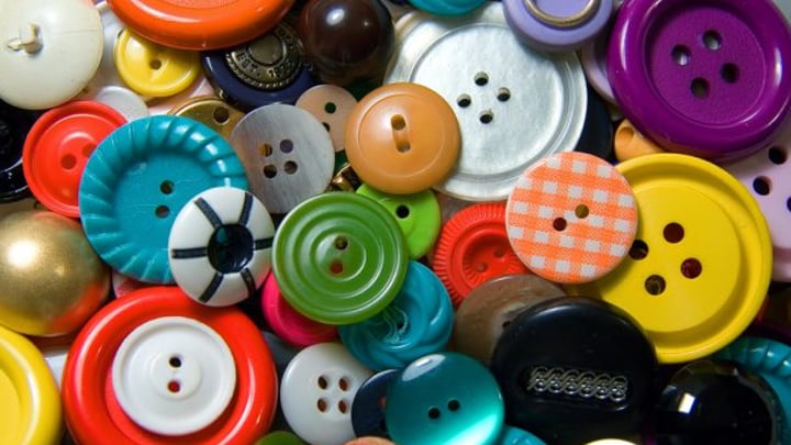 How your spare buttons can help keep you organised on your next holiday ...