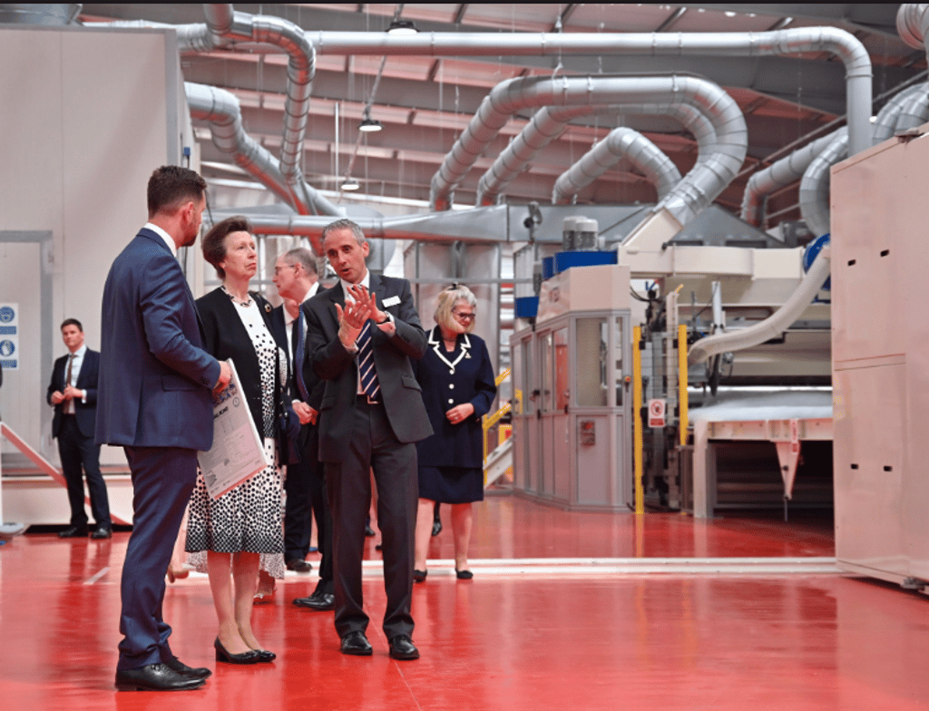 ‘Hard working’ Princess Anne debuts another chic look in stylish ...