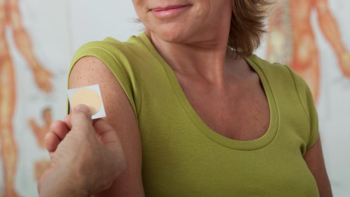 From medication to acupuncture: The best ways to manage hot flushes ...