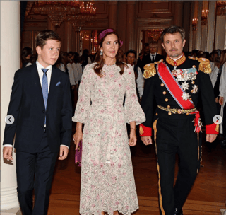 Polka dots to florals: Princess Mary’s two stunning outfits in just a ...