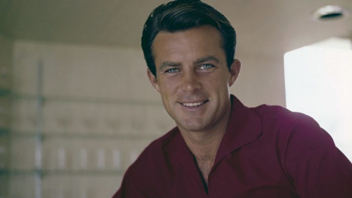 Wild Wild West star Robert Conrad dies at 84 - Starts at 60
