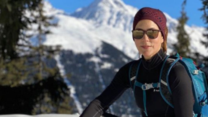 It’s a family affair! Princess Mary shares sweet snaps from skiing trip ...