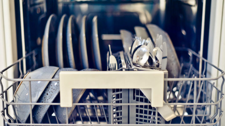 Dishwasher safe or not? Find out what you should be hand washing ...