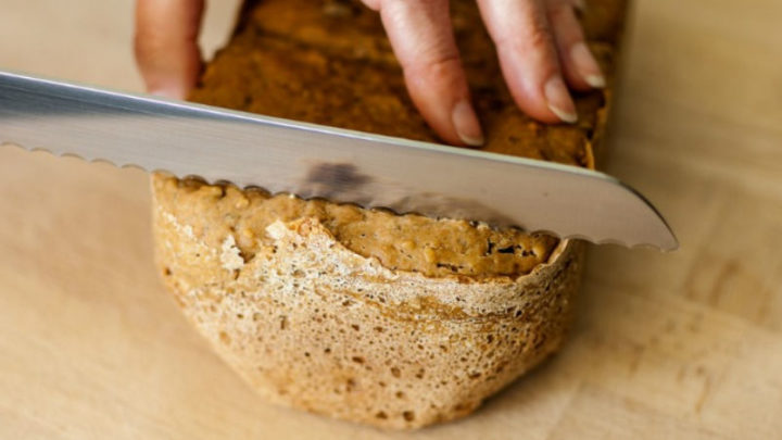 No need to buy another loaf! How to make stale bread ‘fresh’ again ...