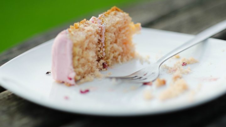 Here’s how to prevent cake and other baked goods from going stale ...