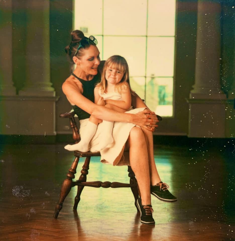 Aussie entertainer Jeanne Little dies aged 82 following Alzheimer’s ...