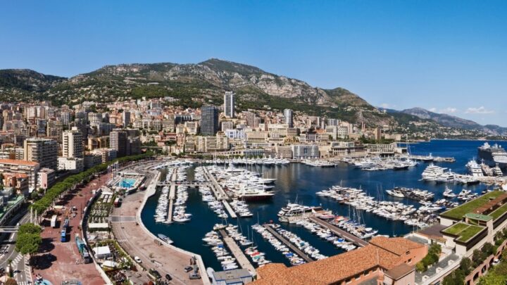 ‘A day along the French Riviera with the rich and famous in lavish ...