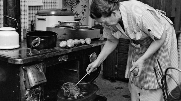 ‘Food trends and traditions: From sausage mince to gourmet fare ...