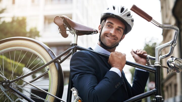 Daily Joke: The computer nerd and the new bike - Starts at 60