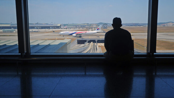 New MH370 theory: Expert claims doomed flight was hijacked - Starts at 60