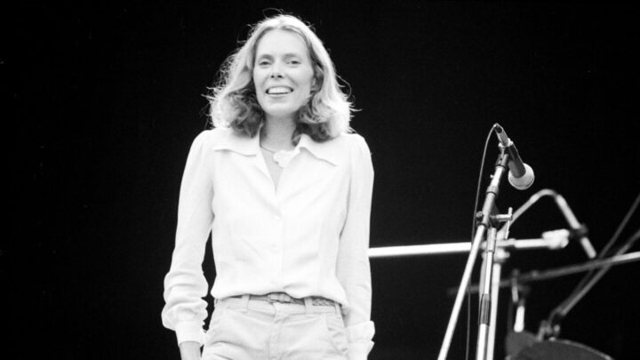 70s Legend Joni Mitchell Opens Up About Health Battles In Rare Public