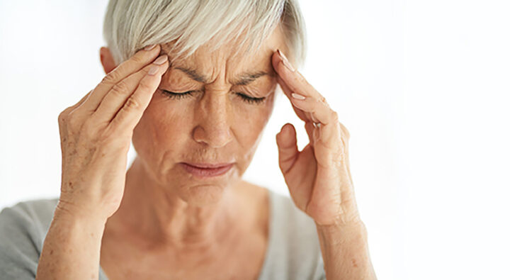 When should you go to hospital for a headache? A doctor explains how to ...