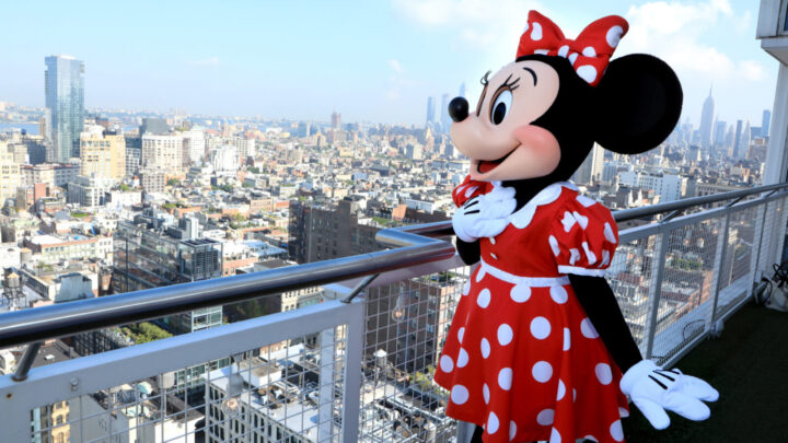 Minnie Mouse makeover divides the internet - Starts at 60