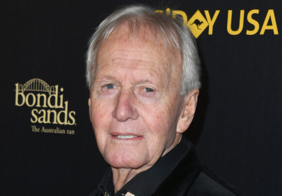 ‘I’m sort of stuck here’: Paul Hogan reveals why he cant make it back ...