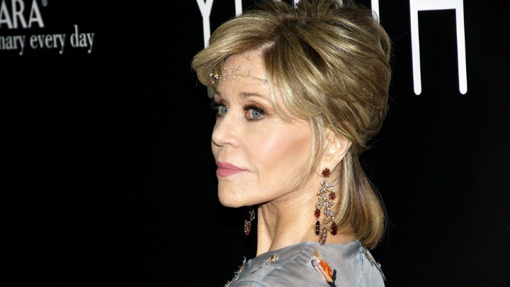 Wow! Jane Fonda’s latest look is straight from the 70s! - Starts at 60